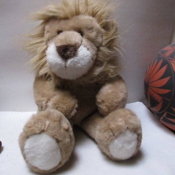 Toys | Huge Vintage 2 Plush Soft Cuddly Tan Stuffed Lion | Poshmark